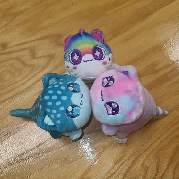 Aphmau | Toys | Aphmau Meemeows Plush Lot Cotton Candy Stingray And ...